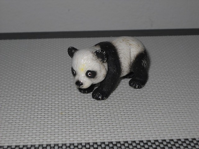 Schleich PANDA mladunce  D-73527 2003 god.