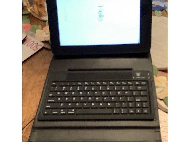 Ipad2+ Keyboard + Cover
