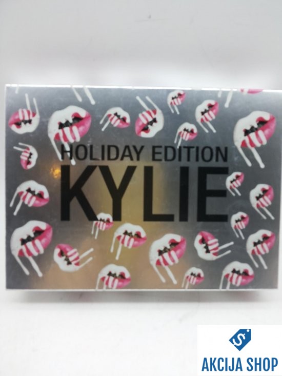 Kylie Holiday Edition lipstick -Tečni karmin