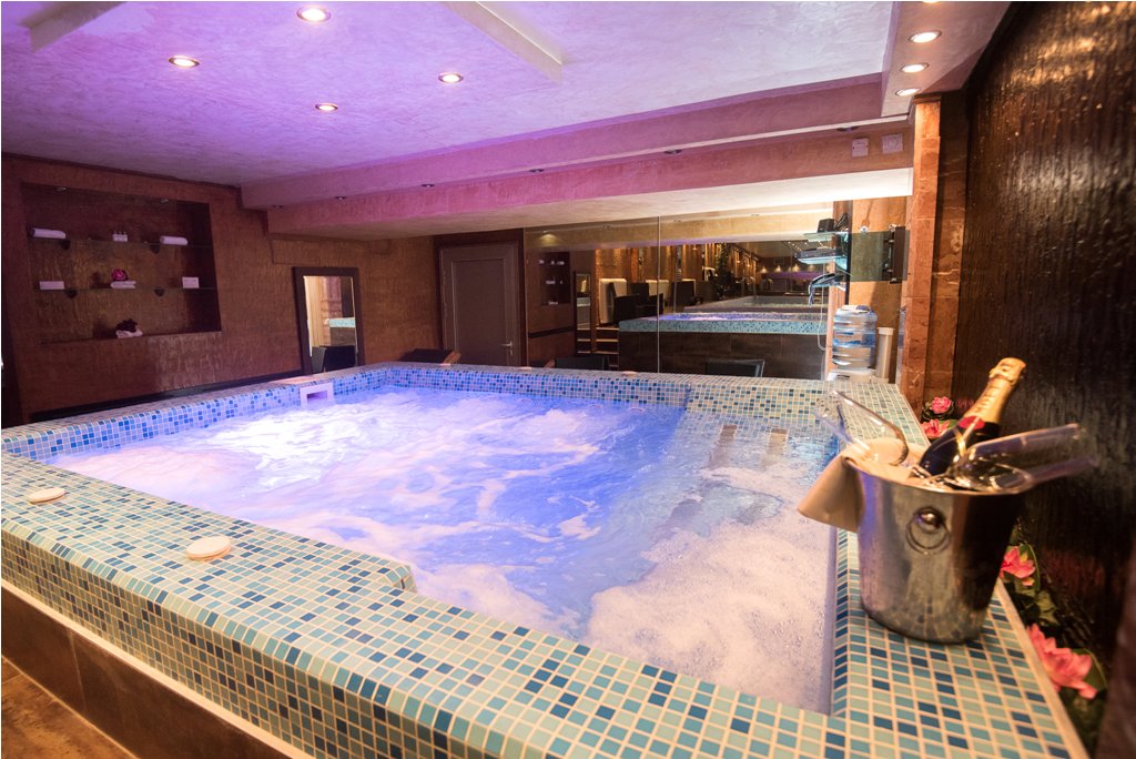 Jacuzzi Hotel Prezident