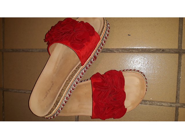 crvene papuce