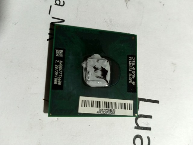 MSI cx500 Procesor
