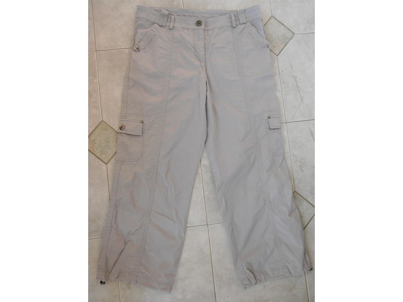 Pantalone 3/4 Kargo Bermude M struk obim 87