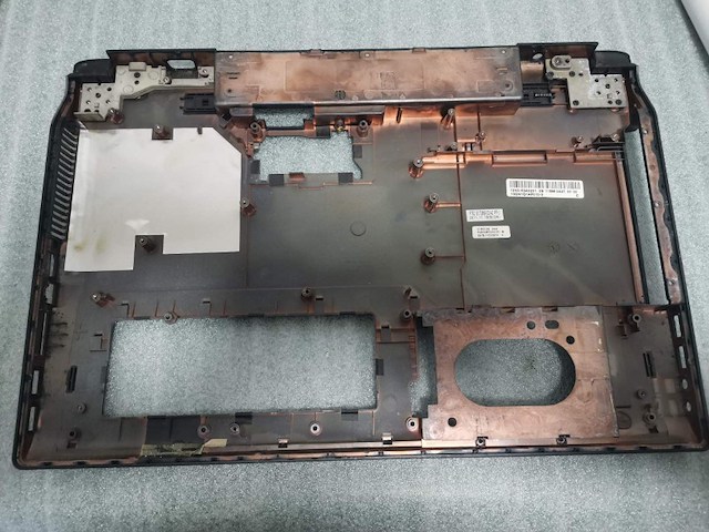 Donja plastika kucista za Asus n53s