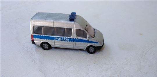Siku kombi Mercedes Polizei oko 6 cm.,ocuvan