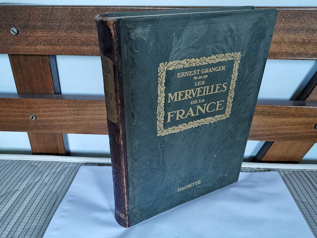 Les merveilles de la France - Cuda Francuske, Hachette