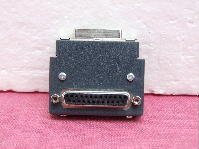 SCSI 36 na DB25 adapter / prelaz