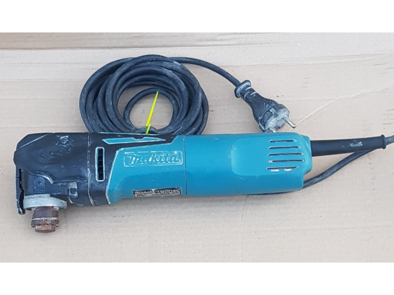 MAKITA TM3010C