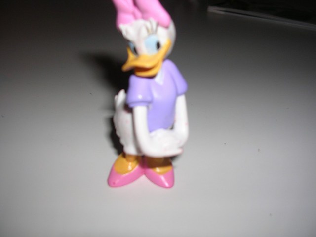 DISNEY FIGURA PATA NOVO