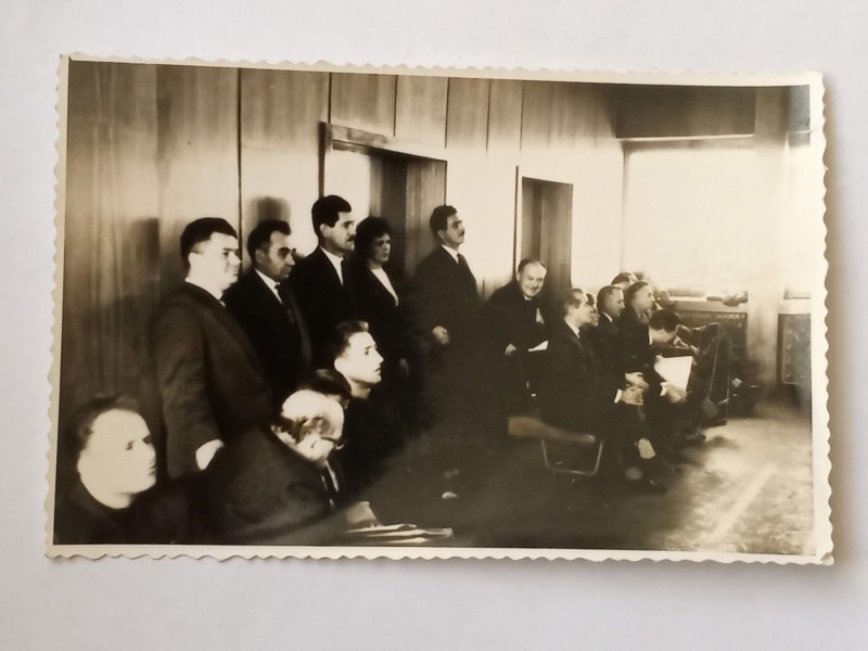 Grupna Fotografija - Sednica -