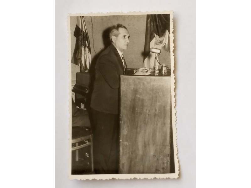 Govornik za Govornicom -Društvo Knjigovođa kikinda