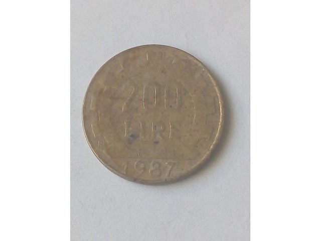 200 Lira 1987.g - Italija -