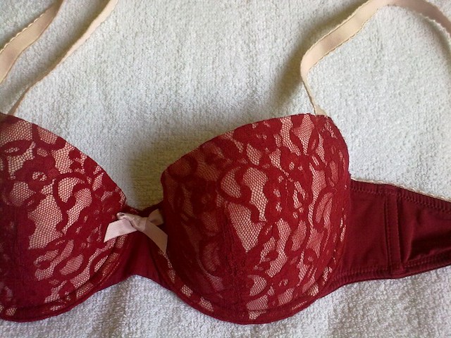 **Hunkemoller** fantastican brus, vel.75B/C