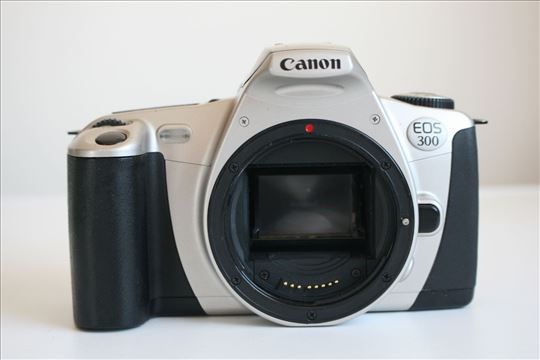 Canon EOS 300 (telo)