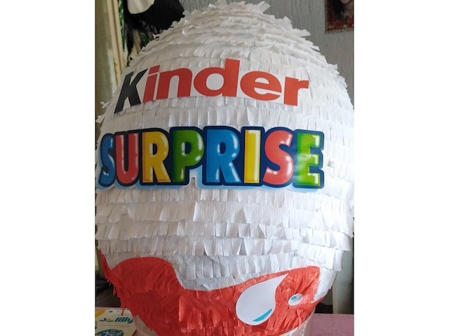 Kinder jaje, pinjata