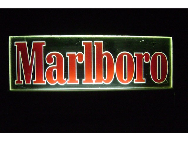 Reklama svetleca Marlboro cigar