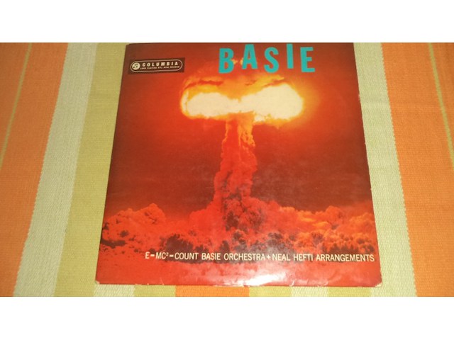 LP: COUNT BASIE - THE ATOMIC Mr. BASIE (England)