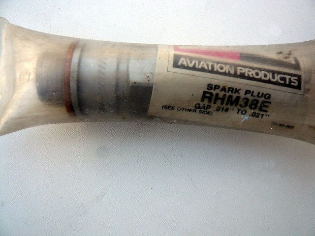 Svećica Champion Aerospace RHM38E Standard Electrode