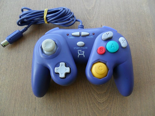 Game Cube kontroler (džojstik) GameCube i Wii Nintendo