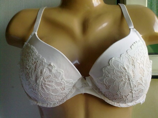 **Hunkemoller** fantastican brus, vel.80/85D