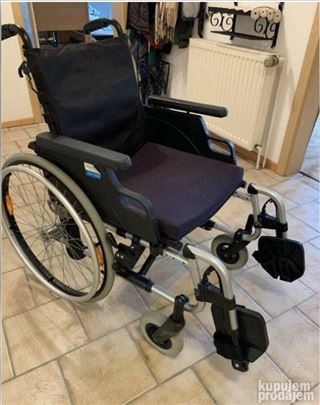 Invalidska kolica kao nova