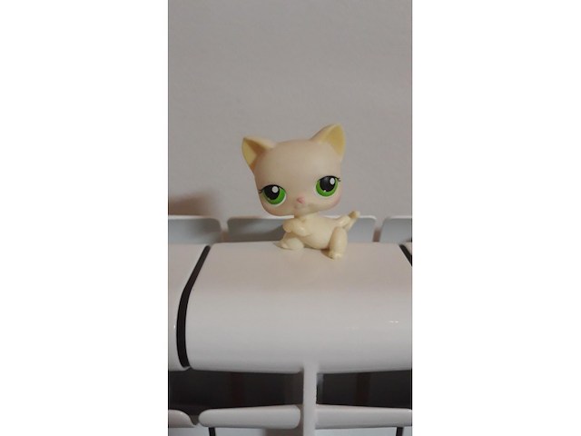 Littlest pet shop Lps 109