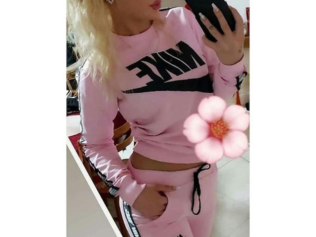 Nike zenska trenerka komplet roza NOVO S M L XL XXL