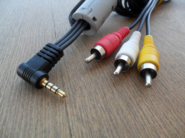 Audio Video kabl - Stereo AV Jack 3,5mm (90°) na 3 RCA