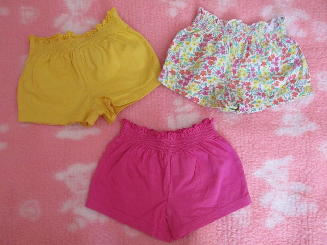 (N202.72) Tri šortsa, Mothercare, vel.74