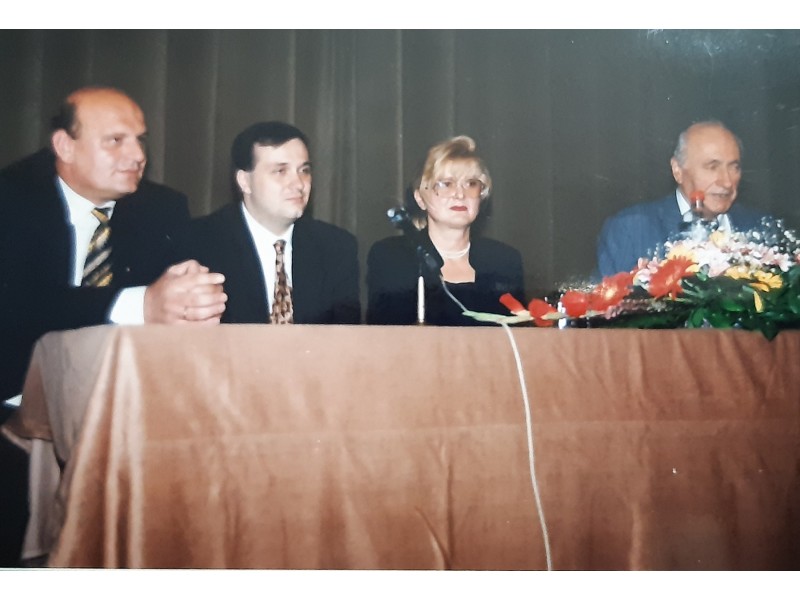 Uros Suvakovic i Opstinsko Rukovodstvo