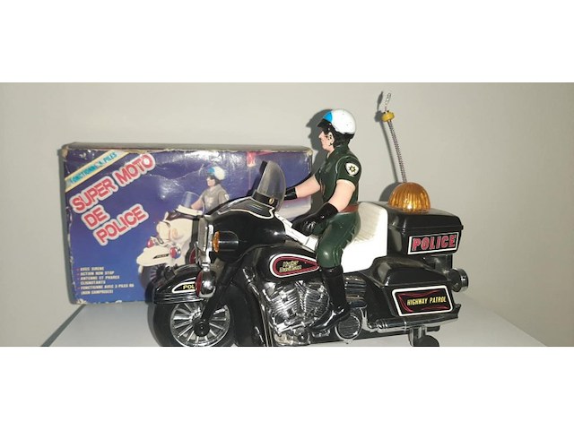 MOTOR policajac na motoru yugo