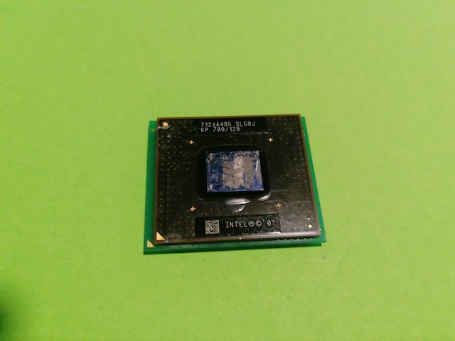 Intel SL58J 700mhz micro pga 2 Ispravan!