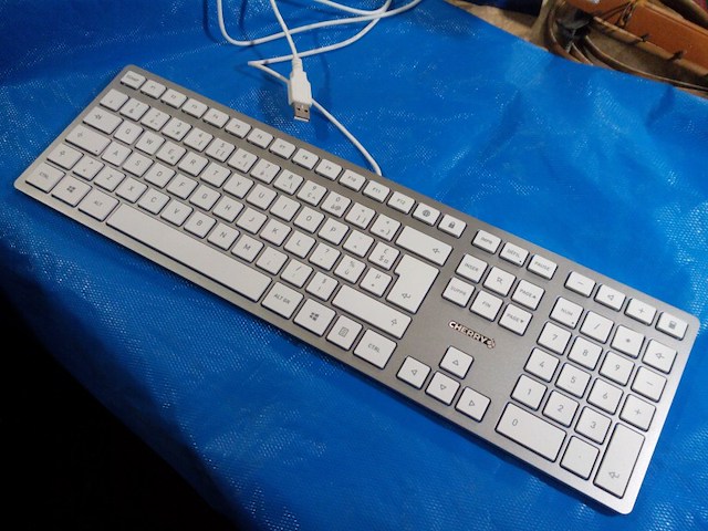 CHERRY tastatura, kao na laptopu