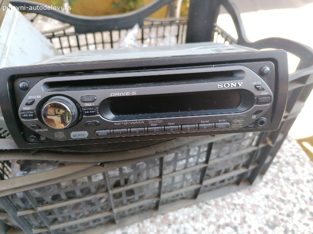 Radio cd driver s Sony