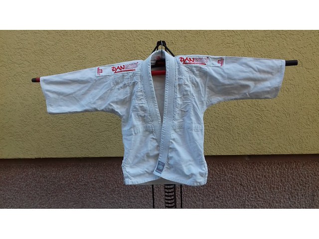 Kimono za karate Danrho 140