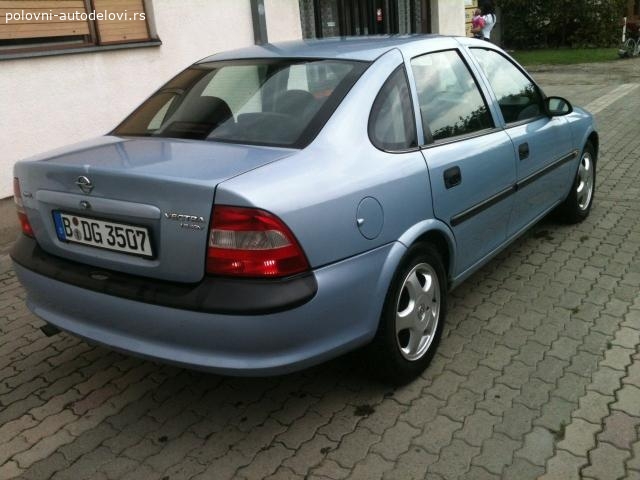 Opel vectra b polovni delovi