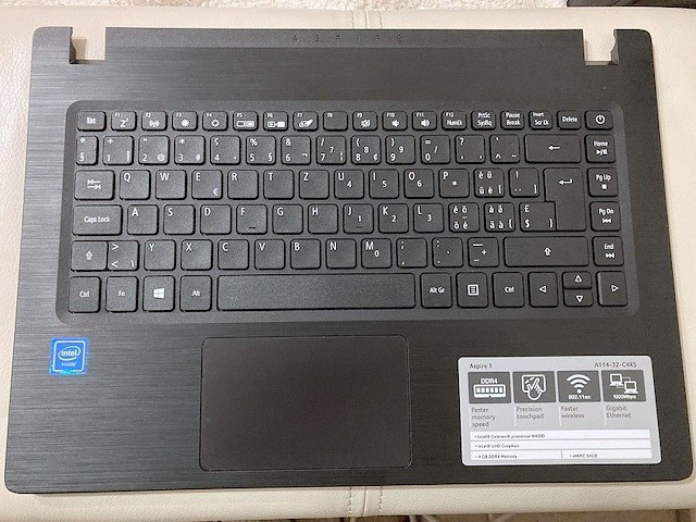 Acer Aspire A114 Tastatura i palmrest