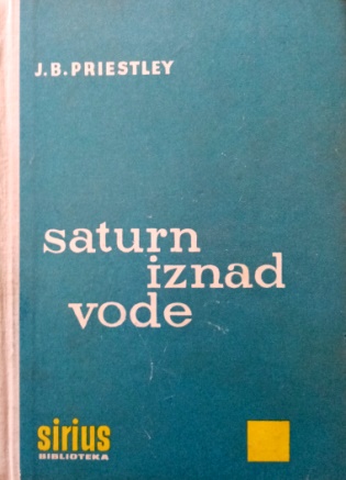 Saturn iznad vode