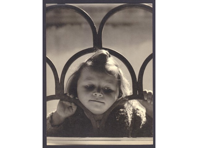 arkadije stolipin - devojcica fotografija c.1930