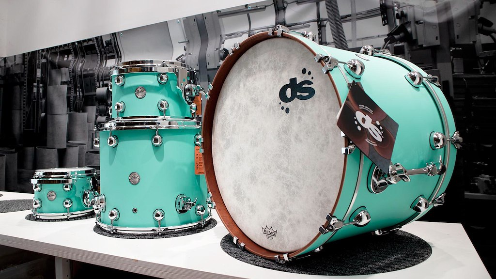 DS Rebel Custom Shop Birch/Mahogany shells - Cadillac Green SS finish