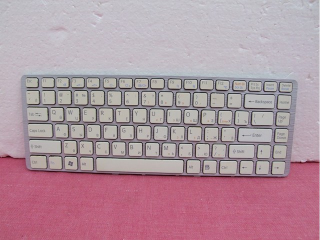 Sony Vaio bela tastatura za laptop + GARANCIJA!