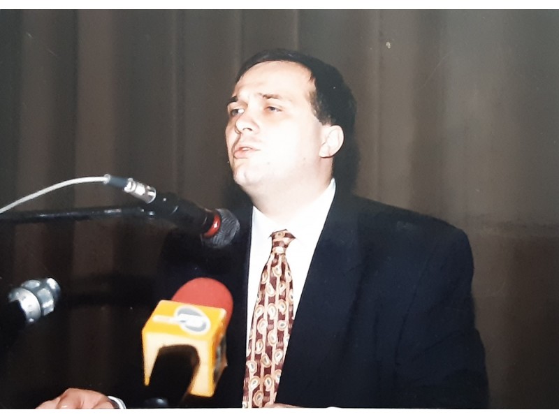 Uros Suvakovic - Politicar