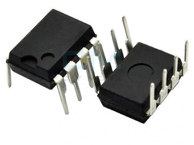 IC NE555P DIP-8