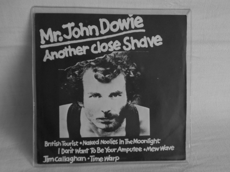 JOHN DOWIE! RETKO ORIGINAL PRVO ENLESKO! PUNK EP ! 5/5