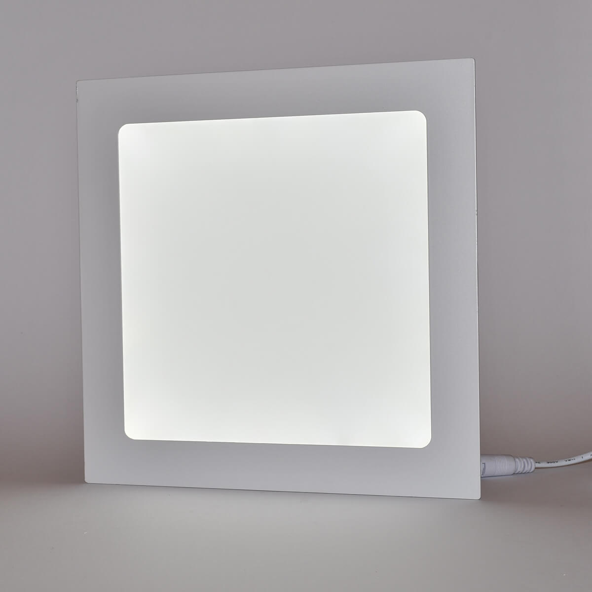 LED panel 18W ugradni četvrtasti – Hladno bela