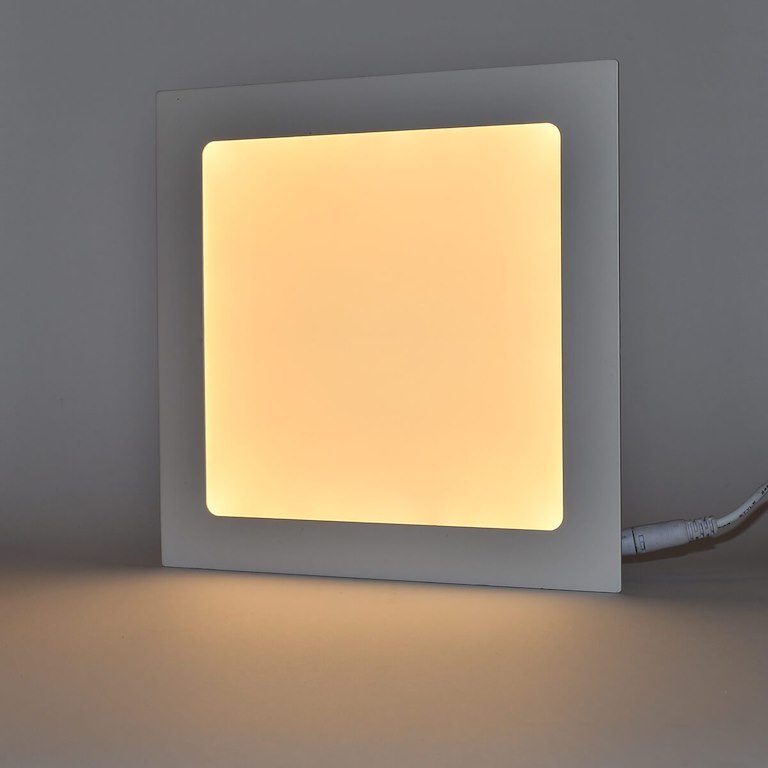 LED panel 18W ugradni četvrtasti – Topla bela