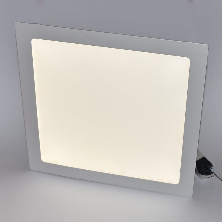 LED panel 24W ugradni četvrtasti – Dnevno bela