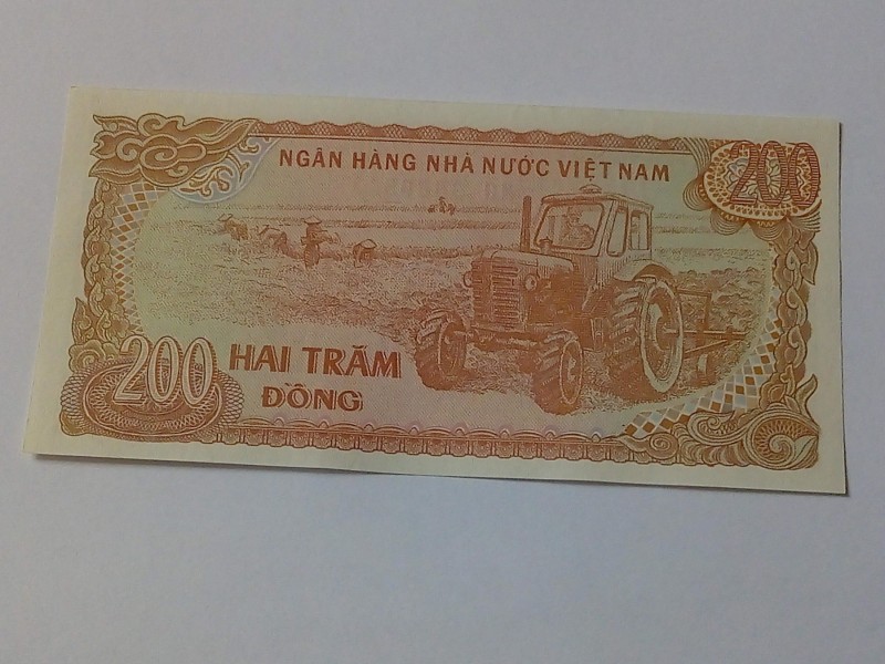 200 Đong 1987.g - Vijetnam - Traktor - ODLIČNA -