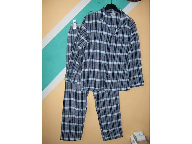 Pamučna flanelska pidžama vel 152