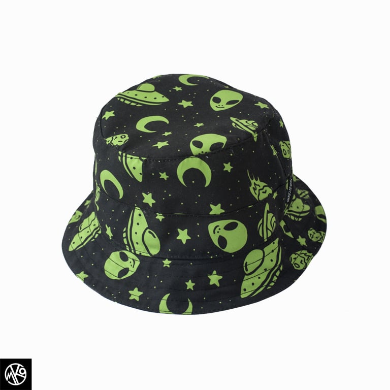 Aliens bucket hat